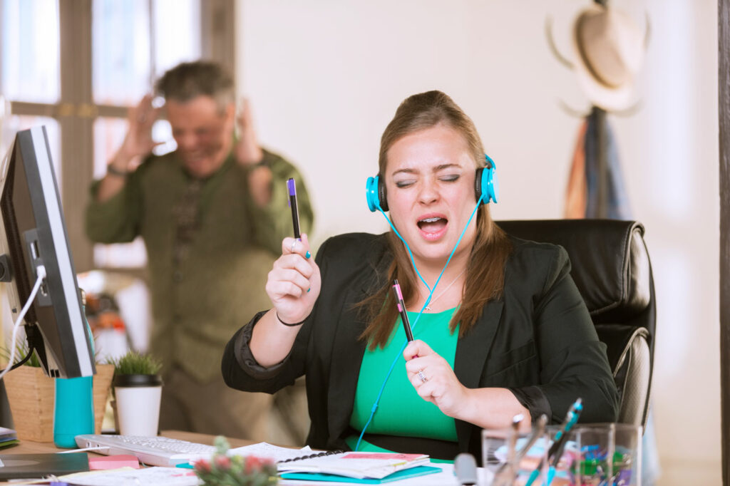Coworking Space Etiquette: Do’s and Don’ts | SpaceWorx